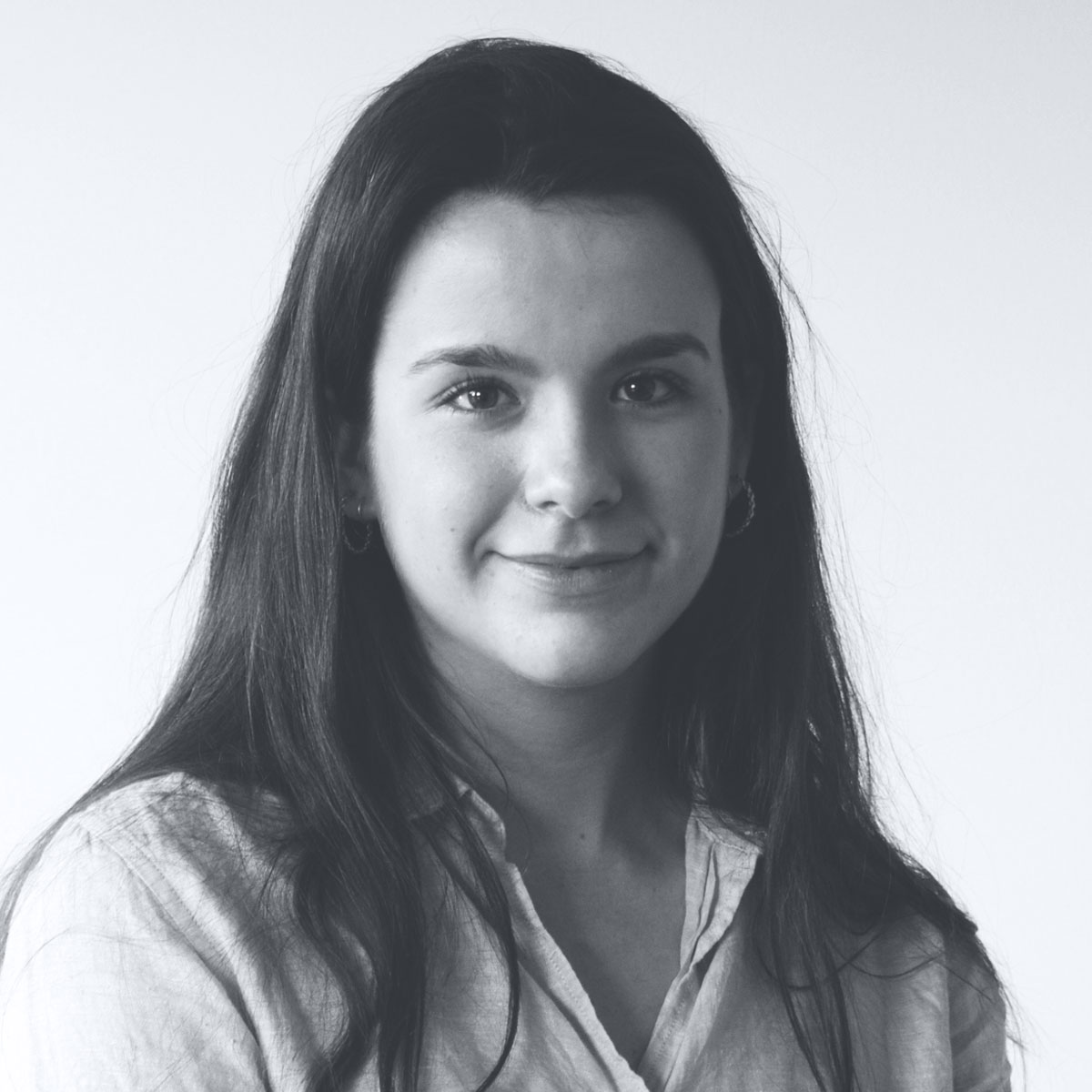 Julia Comer | Deicke Richards