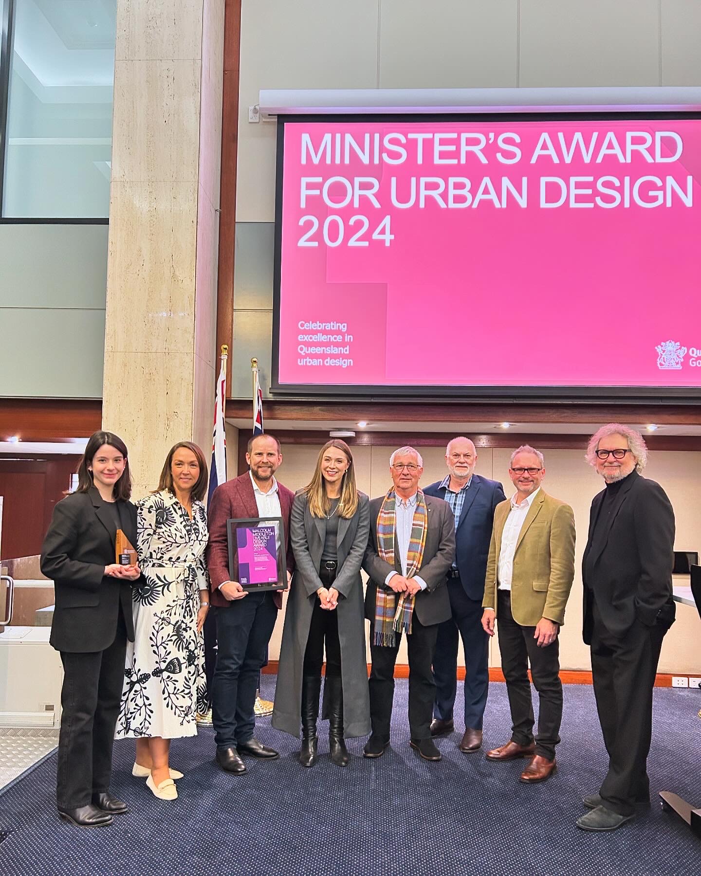 Mari-Mari-Ba receives Malcolm Middleton Award - Deicke Richards